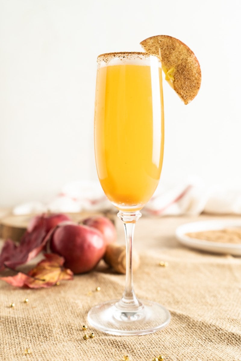 A Sparkling Apple Cider Mimosa Recipe perfect for holiday celebrations!