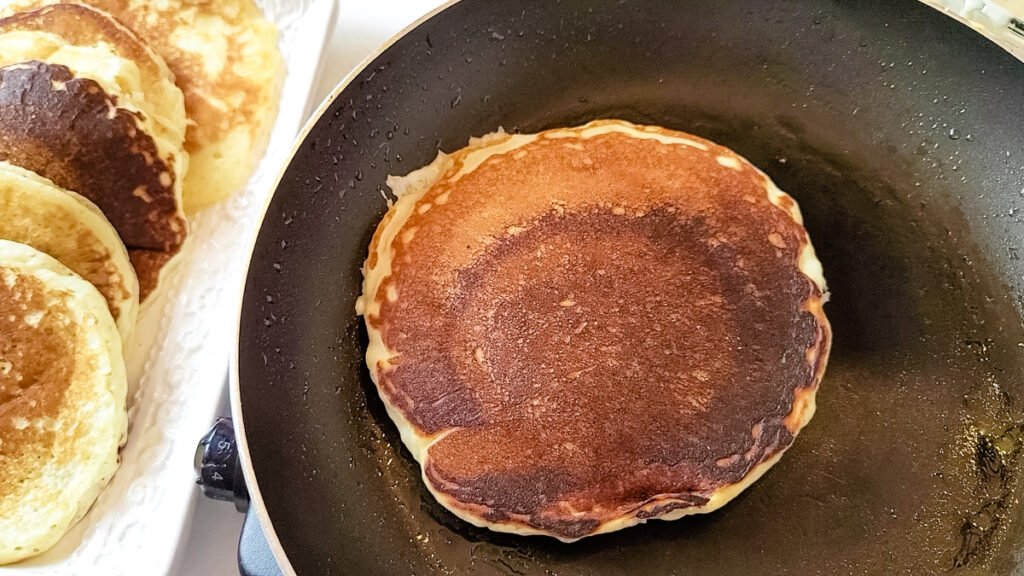 Fluffy Cinnamon Pancake French Toast - The Best of Both Worlds!