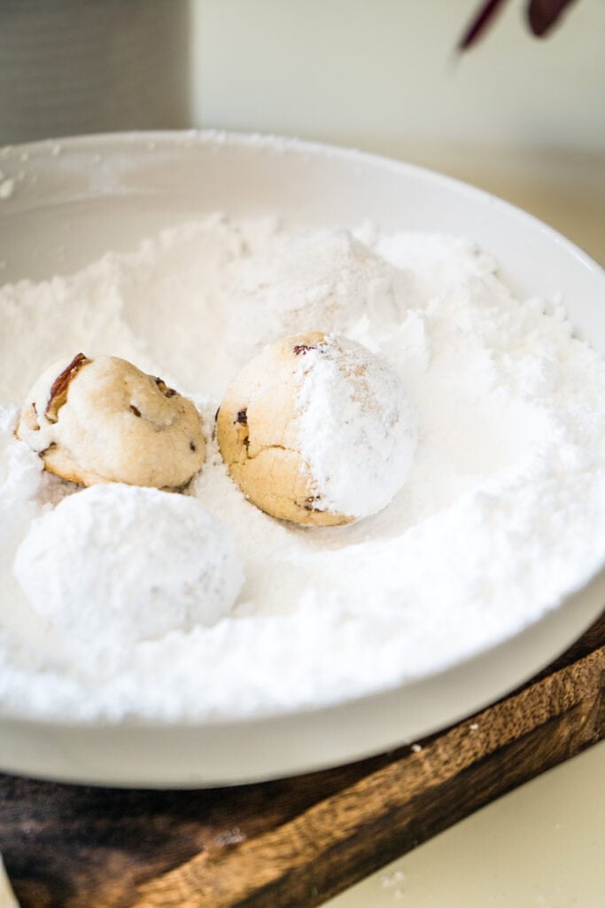 Homemade Classic Danish Wedding Cookie Recipe