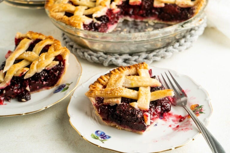An Easy Homemade Blackberry Pie Recipe - The Delicious Spoon